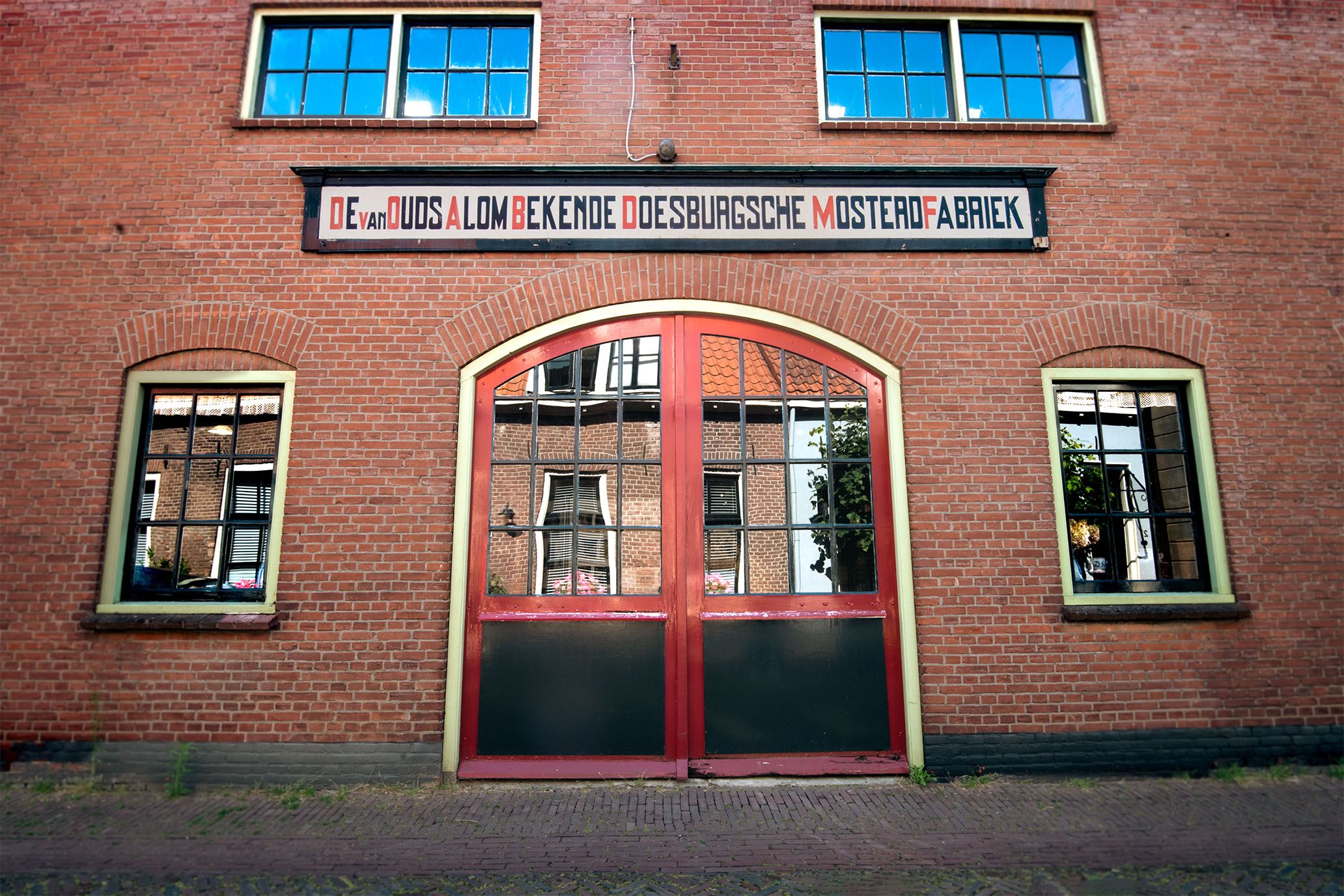 Doesburg • Doesburgsche Mosterd- en Azijnfabriek Opregte tijd
